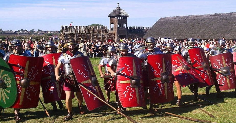 A Day in the Life of a Roman Legionary - The Men Who Made The Mightiest ...