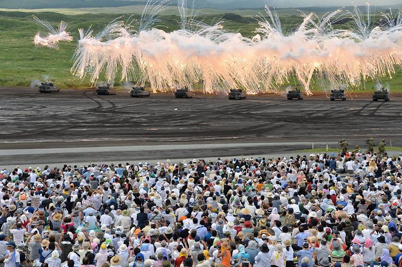 Japanese Fuji Firepower Demonstration 2016 - 26 Photos and a Video ...