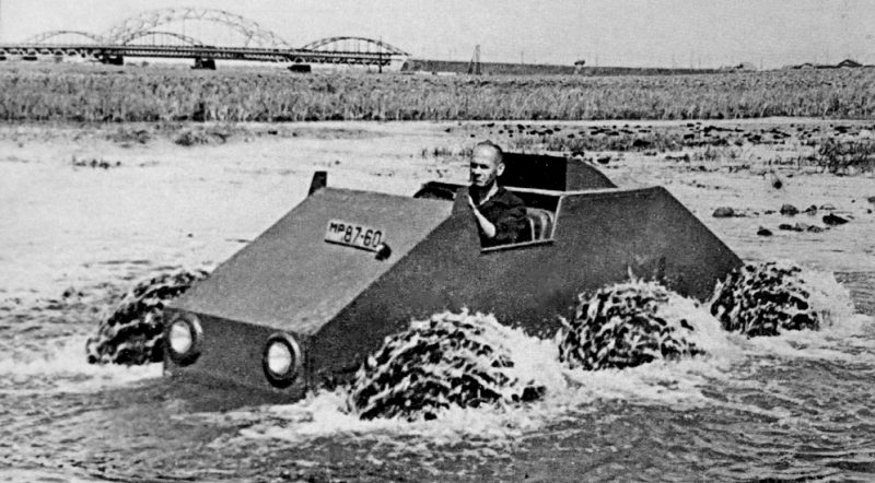 Mental Soviet Cold War Experimental Off-Road Vehicles - 39 Wacky Photos ...