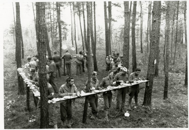 Thanksgiving On The Front Lines - World War Two And Korea - Photos And ...
