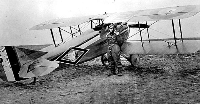 Original Footage - WWI Flight Training From 1918 - Mind-Blowing Early ...