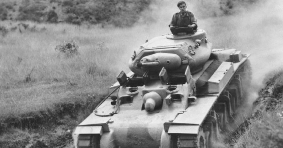 Monsters of War - Australian Sentinel And Thunderbolt Tanks In WWII ...