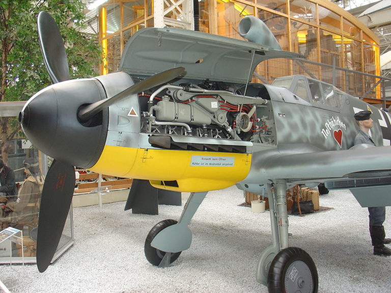 Newly restored Messerschmitt Bf109G flies again: Test pilot shares his ...
