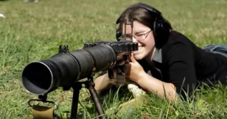 Classic Weaponry - See The Lewis Gun In Action (Watch) | War History Online