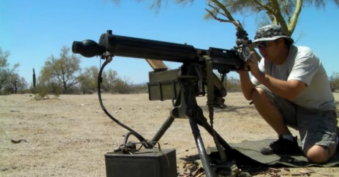 A Classic World War One Weapon: The Vickers Machine Gun - In Action ...