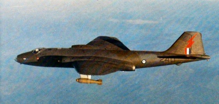 The English Electric Canberra Bomber: the first UK Jet-Powered Bomber, broke 2 International ...