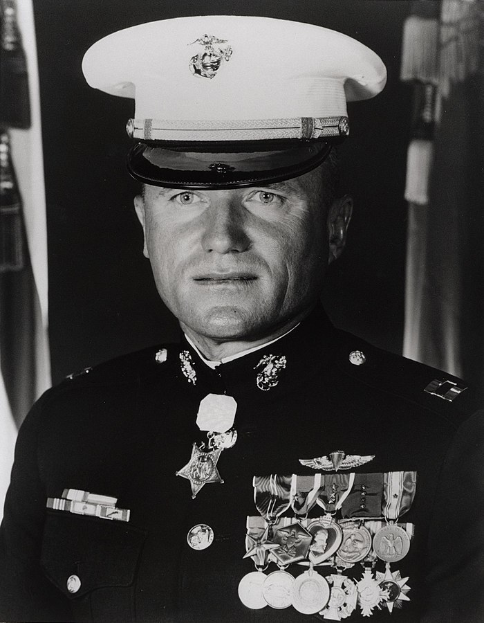 From Private to Colonel, Marine Legend Wesley Fox Earned the Medal of ...