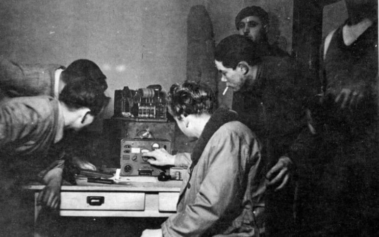 Bravery: The Amazing French Resistance and D-Day Including 21 images ...