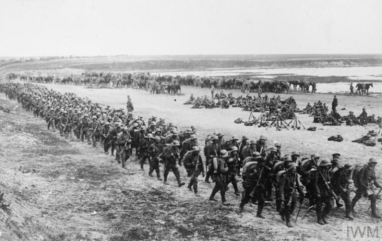 The Great Retreat: Germany Captured 1 Million Russians 1915 | War ...