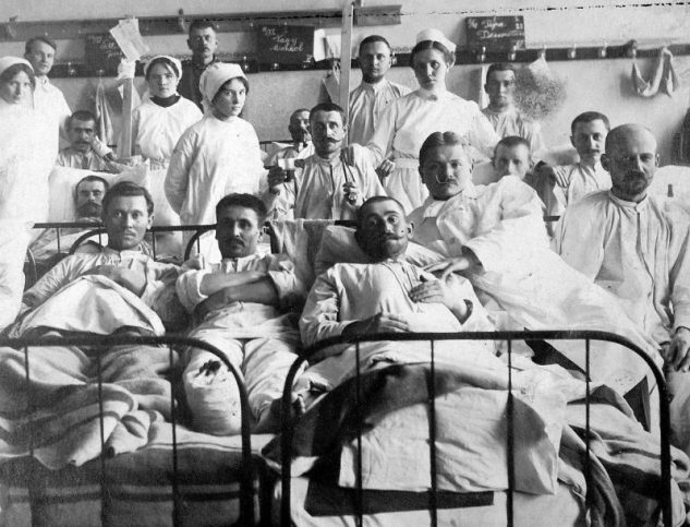 The Bonds of War – Nurse's Diaries of WWI | War History Online