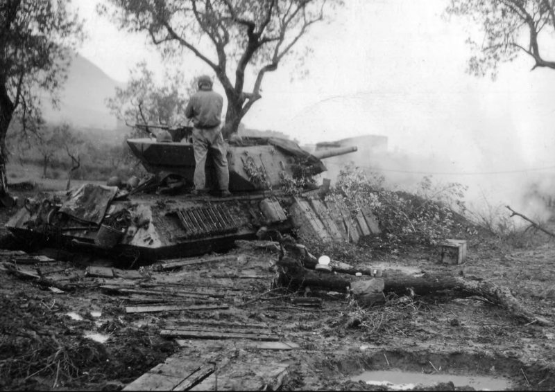 34 Brilliant Images of the VERY Effective M10 Tank Destroyer | War ...