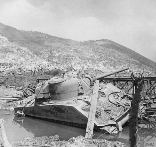 42 Images of Sherman Wrecks | War History Online