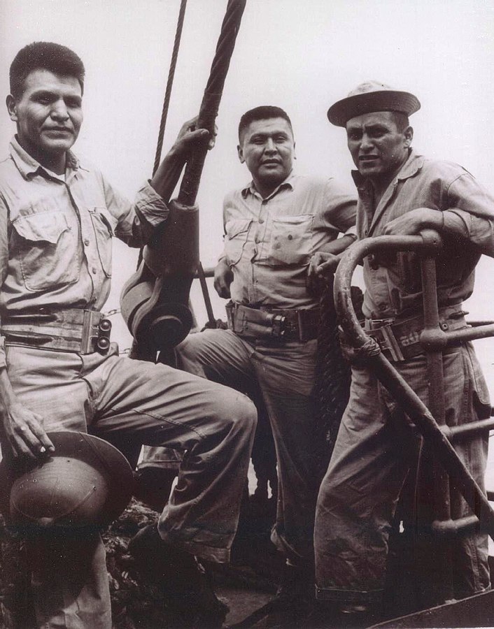 Marines' Secret Weapon in the Pacific: Navajo Code Talkers | War ...