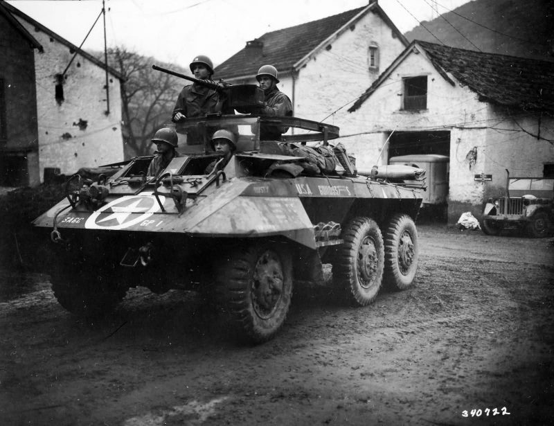 US Armored Recon – M8 Greyhound with 30 photos | Vidan.org