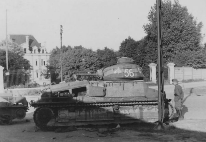 A Stubborn Defender - French Somua S35 Tank in 25 Photos | War History ...