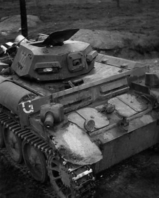Turning Up the Heat - 26 Photos of the Flammpanzer II/III Flame-Thrower ...