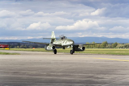 The Father of Jet Planes - The German Me 262 in 21 Photos | War History ...