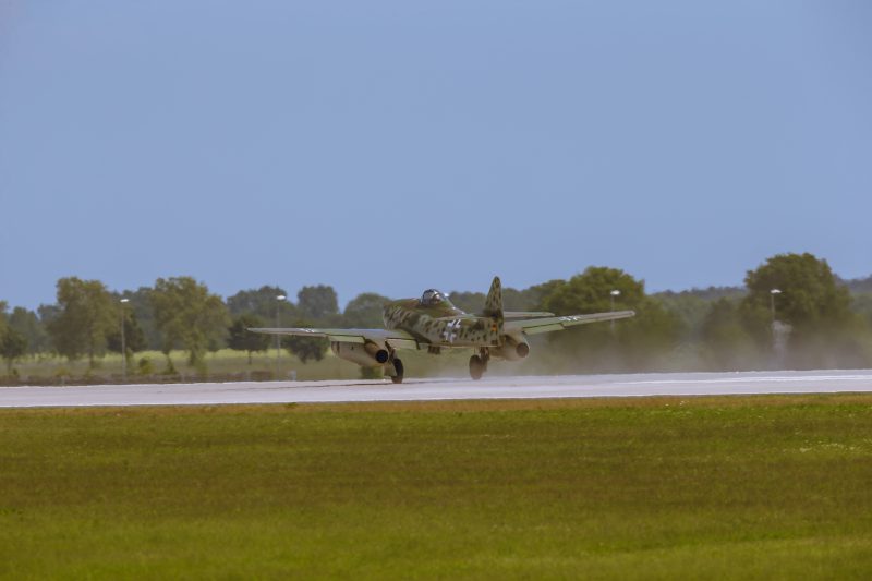 Messerschmitt Me262 - First Operational Jet Fighter -16 Facts and Great ...