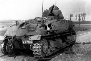 A Stubborn Defender - French Somua S35 Tank in 25 Photos | War History ...
