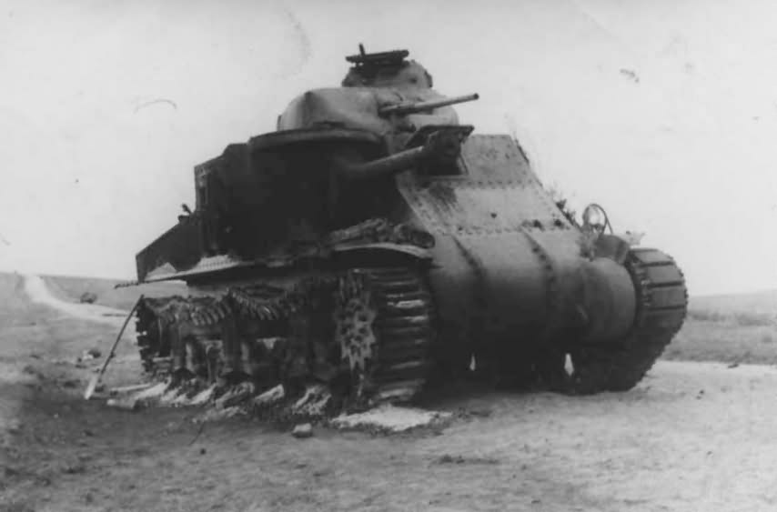 A Crew of 7, Really? 30 Photos of the M3 Lee/Grant Medium Tank | War ...