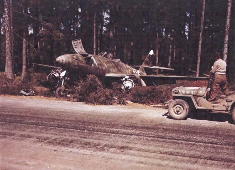 Messerschmitt Me262 – First Operational Jet Fighter -16 Facts and Great ...