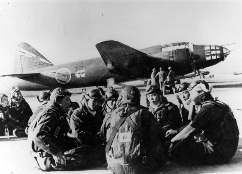 "The Flying Cigar" - Mitsubishi G4M "Betty" in 28 PHOTOS | War History ...