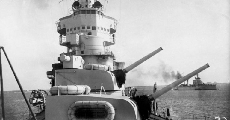 Lots of Bark but No Bite - WWII Naval Battle of Calabria | War History ...