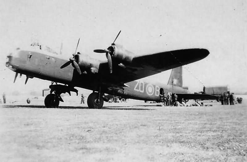 Underappreciated but Not Forgotten - The Short Stirling Bomber in 25 ...