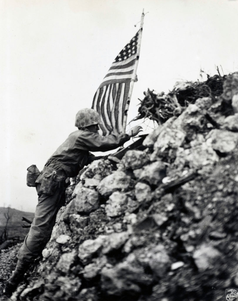 The 82-Day Battle of Okinawa Began With the Largest Amphibious Landing ...