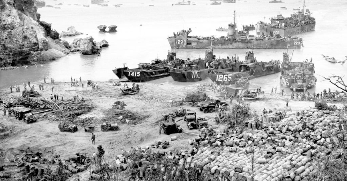 The 82-Day Battle of Okinawa Began With the Largest Amphibious Landing ...