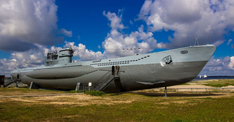 WWII Sub was Sold for 1 Deutsche Mark - U-995 On Display in Germany ...