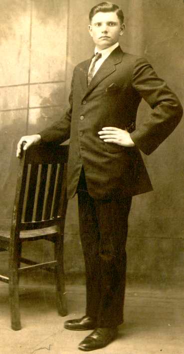 2 Wars, 3 Continents Before Earning American Citizenship - Fight ...