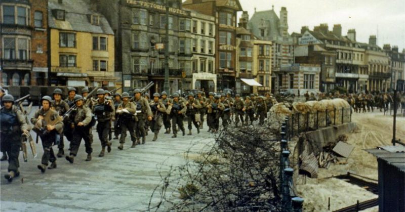 Color Footage of Normandy: More Visceral Than Any Hollywood Film | War ...