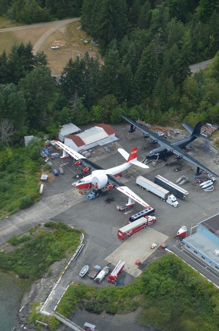 The Gigantic Martin JRM Mars Flying Boat in Pictures | War History Online