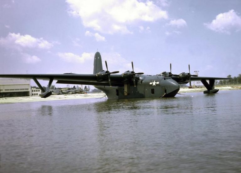 The Gigantic Martin JRM Mars Flying Boat in Pictures | War History Online