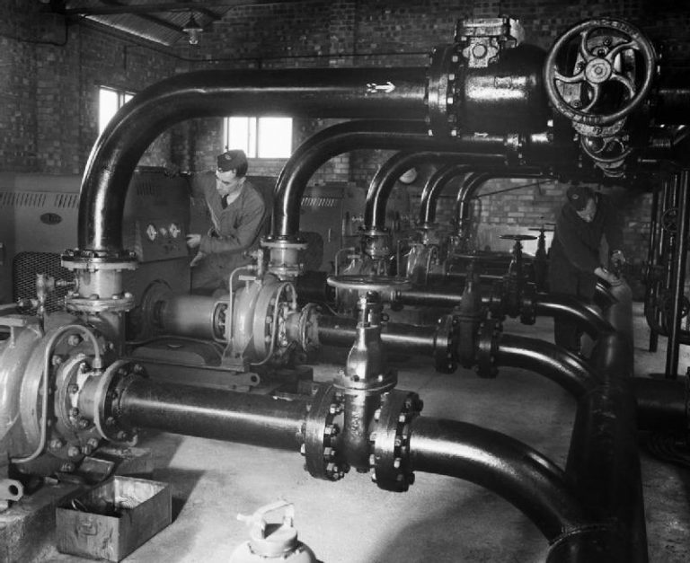 Fire Against Fog: How the British Dealt With One of the Most Disruptive ...