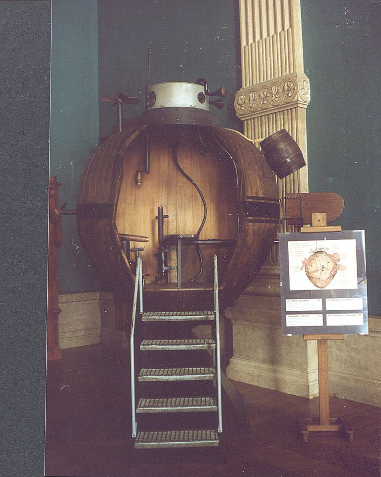 “Turtle” of 1776 – The First 'Submarine' Ever Used In War | War History ...