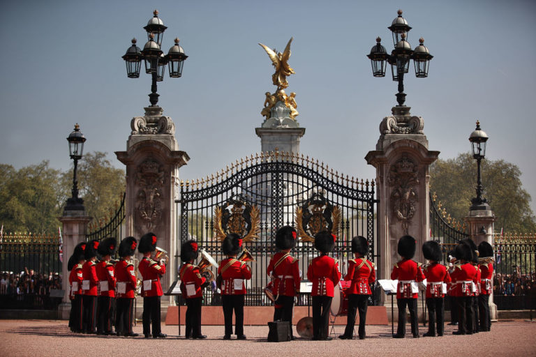 The Changing of the Guard Has a Centuries-Old History | War History Online