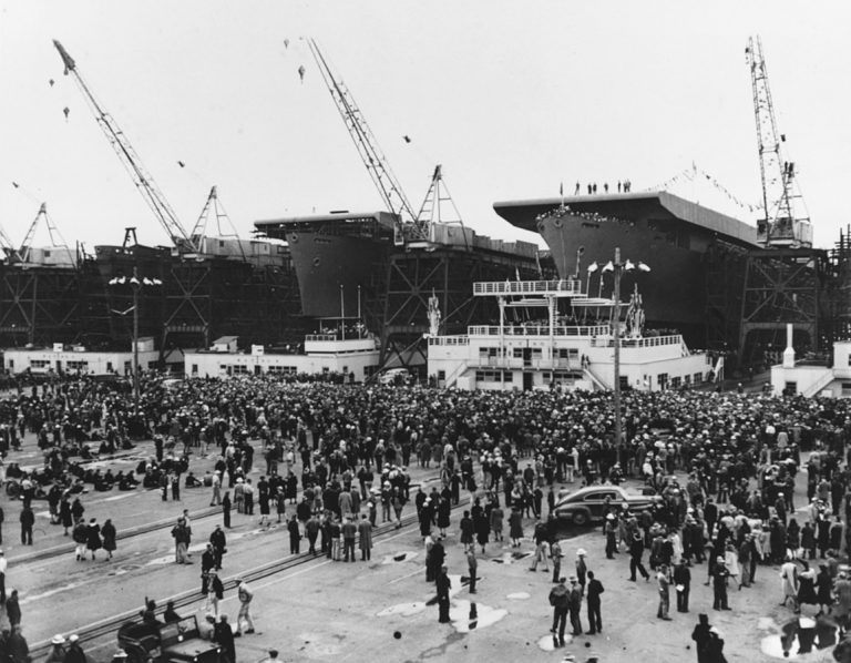 Aircraft Carriers: Images of the U.S. Navy in the Pacific | War History ...