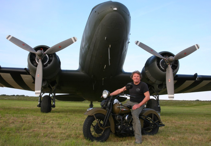 C-47 The Plane & The Invention That Helped D-Day Happen | War History ...