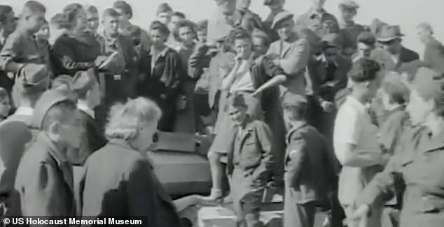 Auschwitz Survivor Sees Herself on rare Footage Taken 75 Years Ago ...