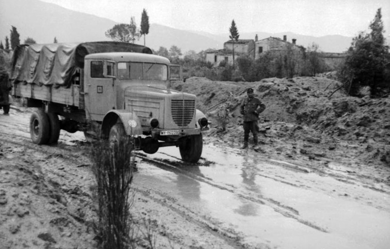 Operation Olive: The Allied Attempt to Break Through the Gothic Line ...