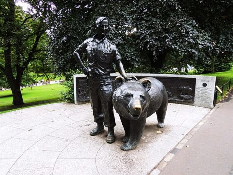 Wojtek the Bear: The Cigarette-Smoking, Beer-Drinking Hero of World War ...