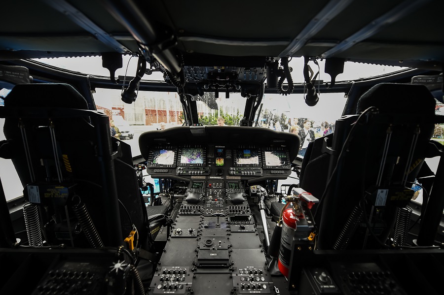 America's Black Hawk Helicopter Still Has A Lot Of Work To Do | War ...