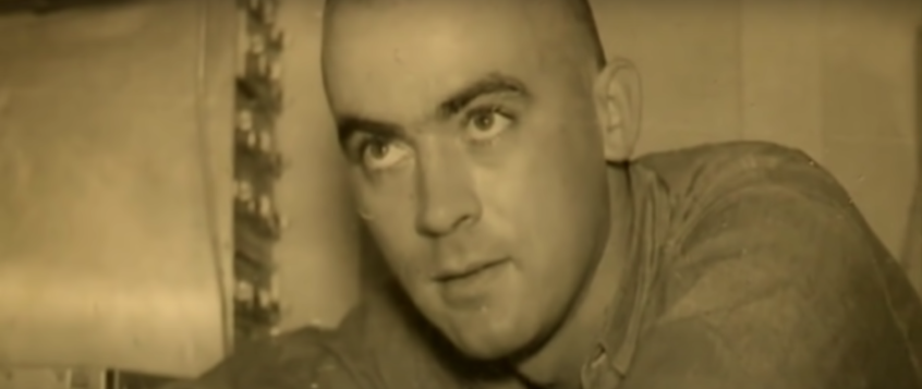 Daughter Surprises Vietnam War Veteran - He Never Knew She Existed ...