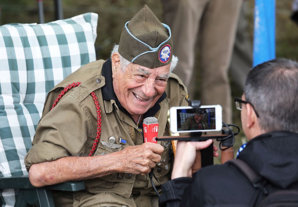 Vincent Speranza: The American Soldier Who Went On An Epic Beer Run to ...