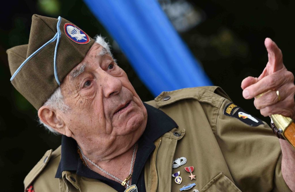 Vincent Speranza: The American Soldier Who Went On An Epic Beer Run to ...