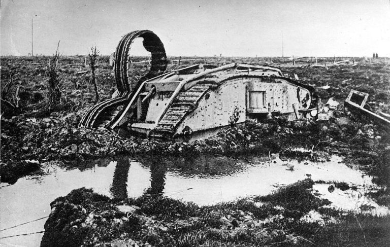British Tank Crew Survived Being Stuck in No Man's Land for Three Days ...