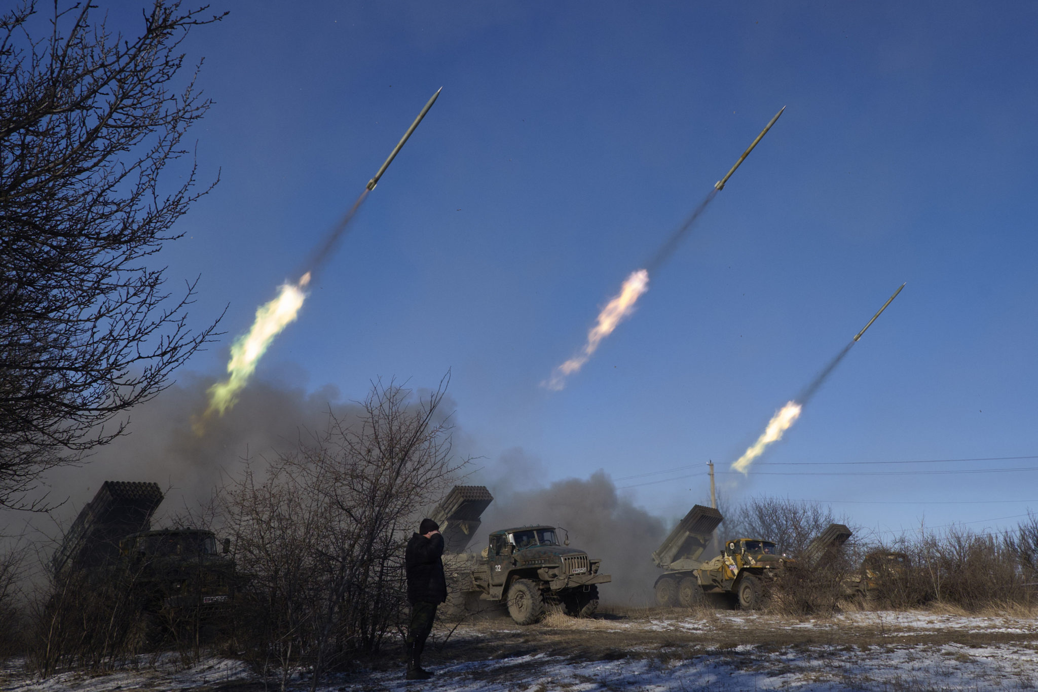 M270 MLRS: The Incredible Rocket Launch System That Continues to See ...