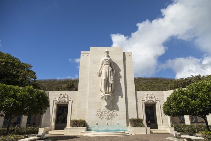 Charles Loring Jr. was a POW in WWII Before Receiving the MoH for His ...